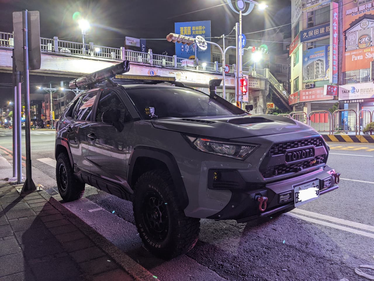 「fu拍車」爆改toyota rav4 - 汽車板 | Dcard