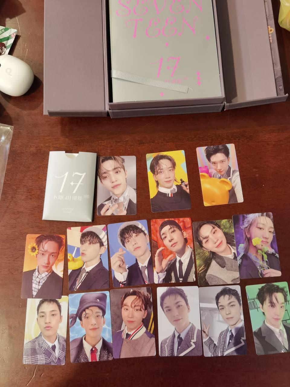 #開箱 WVS版Here/Hear ver.開箱 - SEVENTEEN板 | Dcard