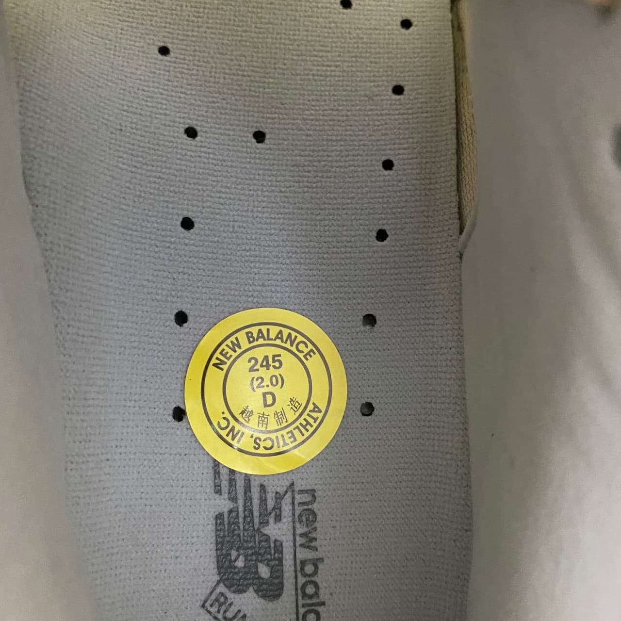 更！ New balance 2002RE - 網路購物板 | Dcard