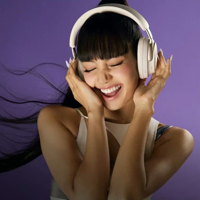 #分享 LISA成為美國Bose全新代言人 - BLACKPINK板 | Dcard