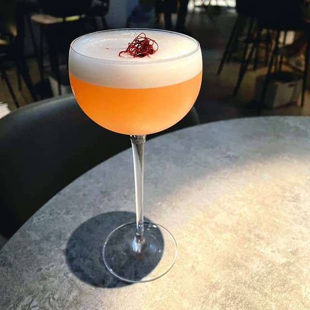 #酒吧 #台北食圈 #宜窩 EQUAL by TKLAB - Rain到哪吃到哪 (@so810722) | Dcard