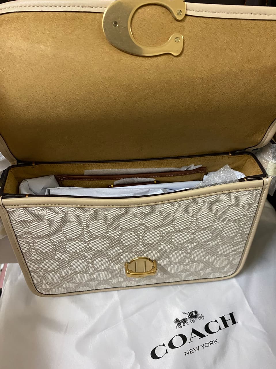 #我要賣 售全新coach.MK - 二手交易板 | Dcard