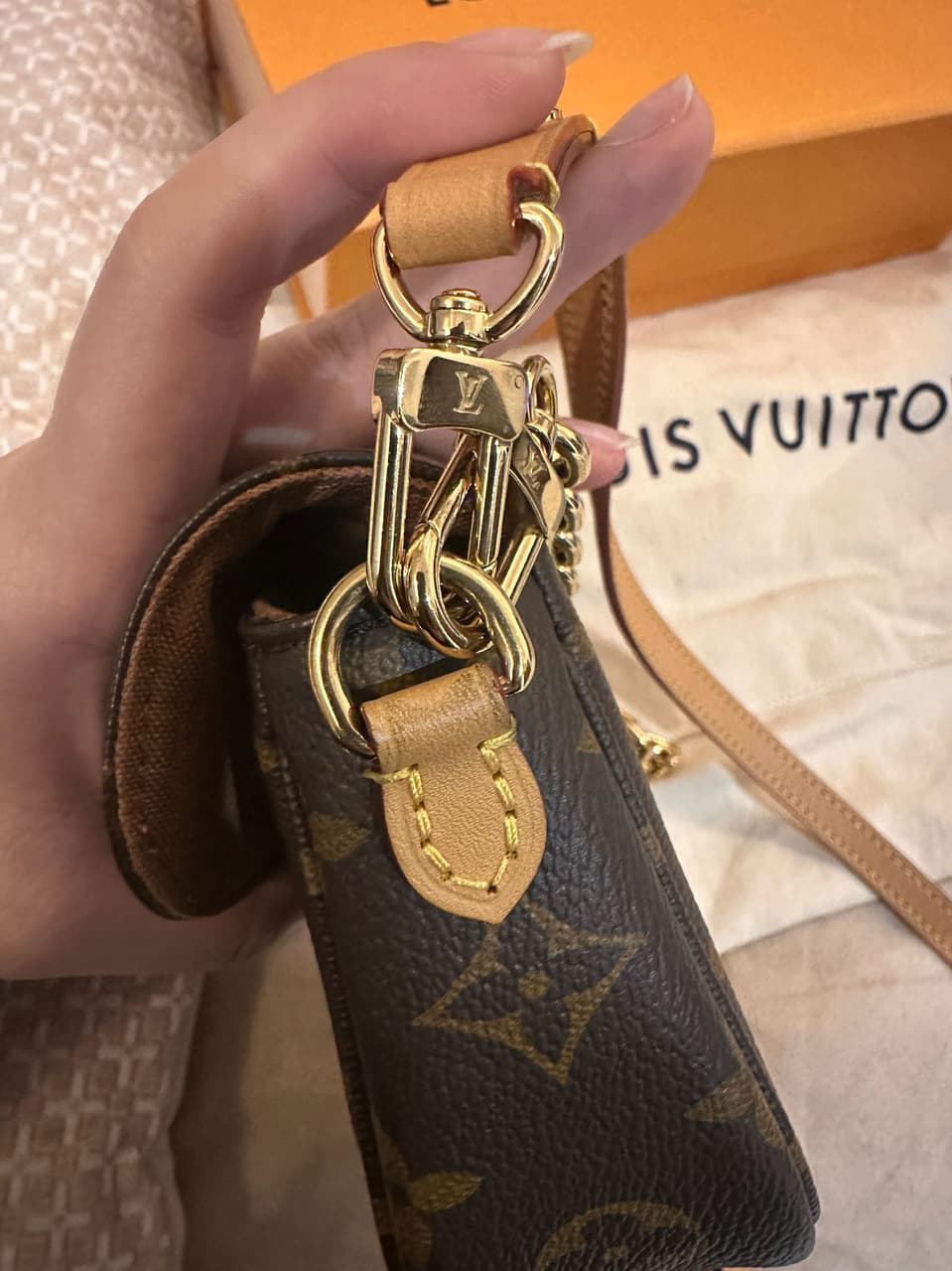 #我要賣 我要賣 #售二手 LV IVY 佛心出 - 二手交易板 | Dcard