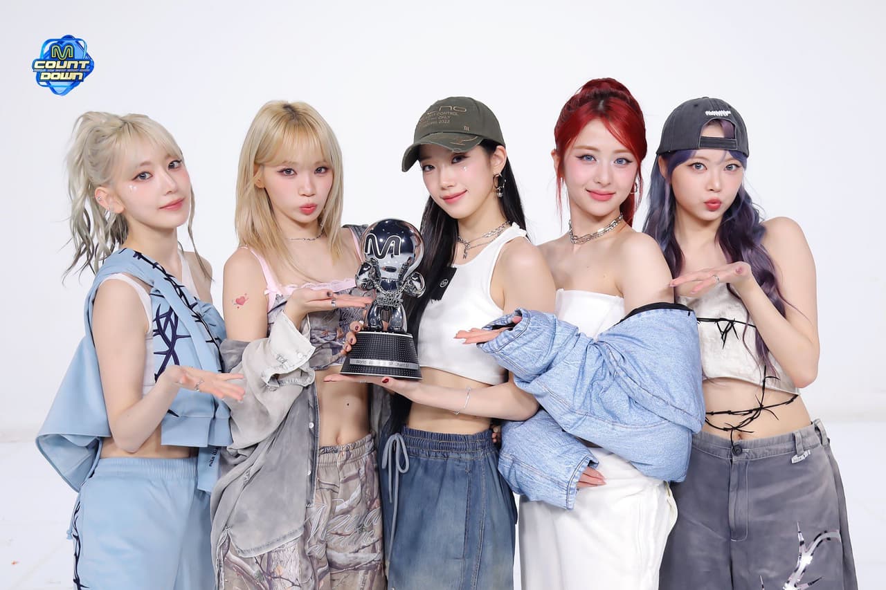 #集中討論 LE SSERAFIM 2/19 迷你三輯《EASY》回歸 - B155-5 留言 | Dcard