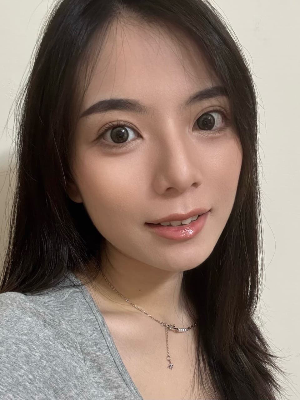 特級舒適感！海昌零零三薄透氧彩色日拋 - 川川Kawa ️ (@kawakawa98) | Dcard