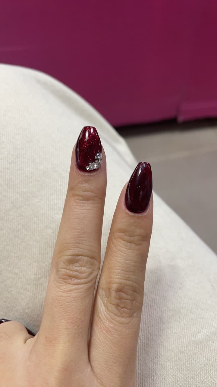 問題 這樣的甲型是正常的嗎 美甲板 Dcard