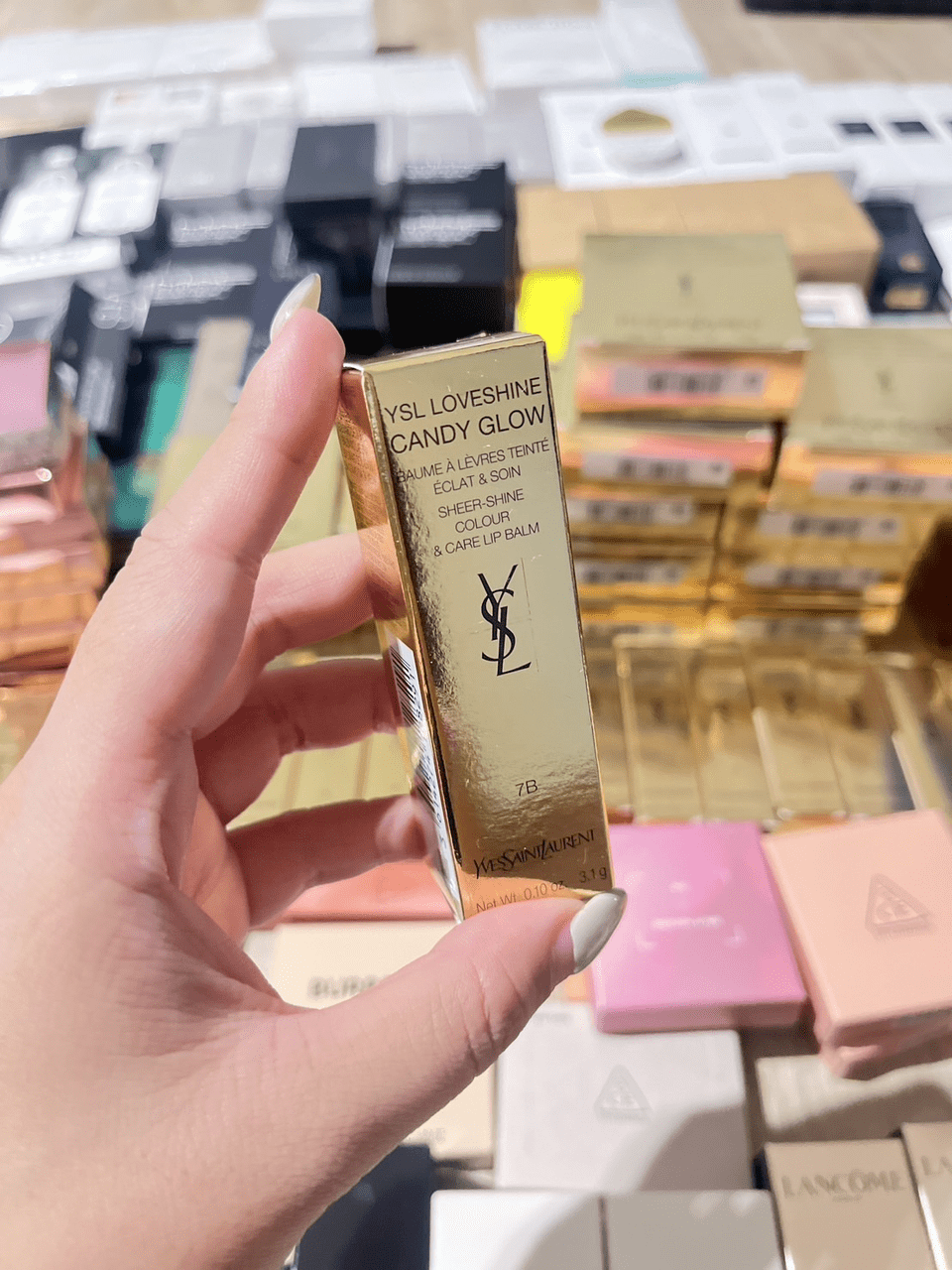 #我要賣 YSL粉管潤唇膏 7B 只要990 全新！ - 二手交易板 | Dcard