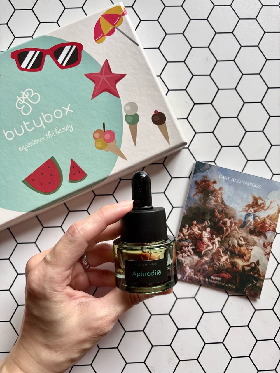 我的六月美妝小確幸｜butybox嚴選六款必試好物分享 - 水電工阿嫻 (@mis317673) | Dcard