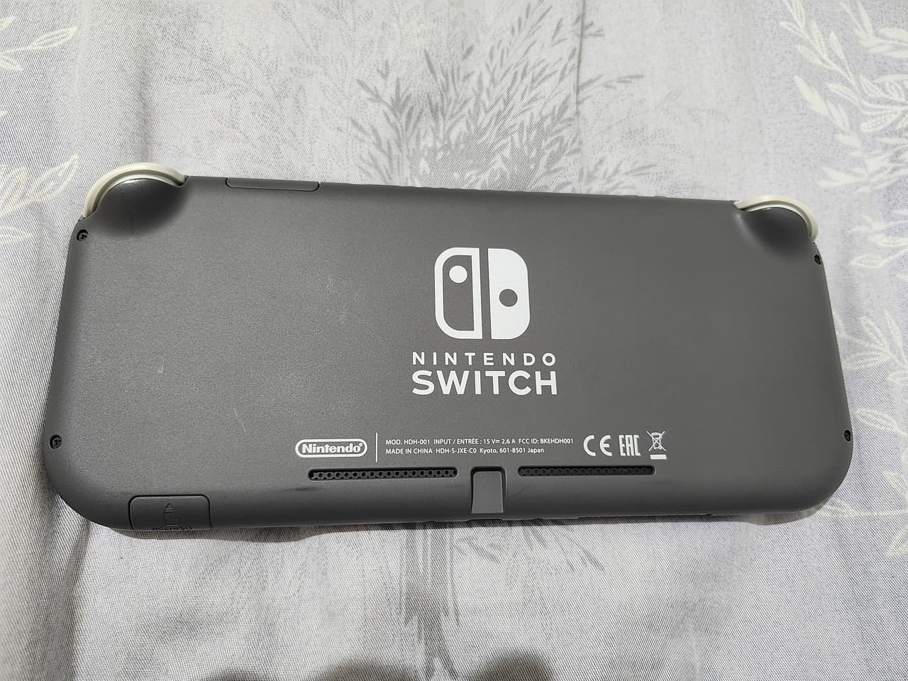 [售] switch lite （二手） - 臺東大學板 | Dcard