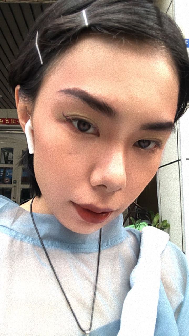 #分享 excel眼影CX04綠色眼妝分享 - 美妝板 | Dcard