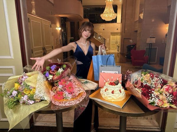 激戰12年宣布不幹了！AV女優拍完最後告別作淚崩 「下一步動向」曝 - SETN三立新聞網 (@setn54) | Dcard