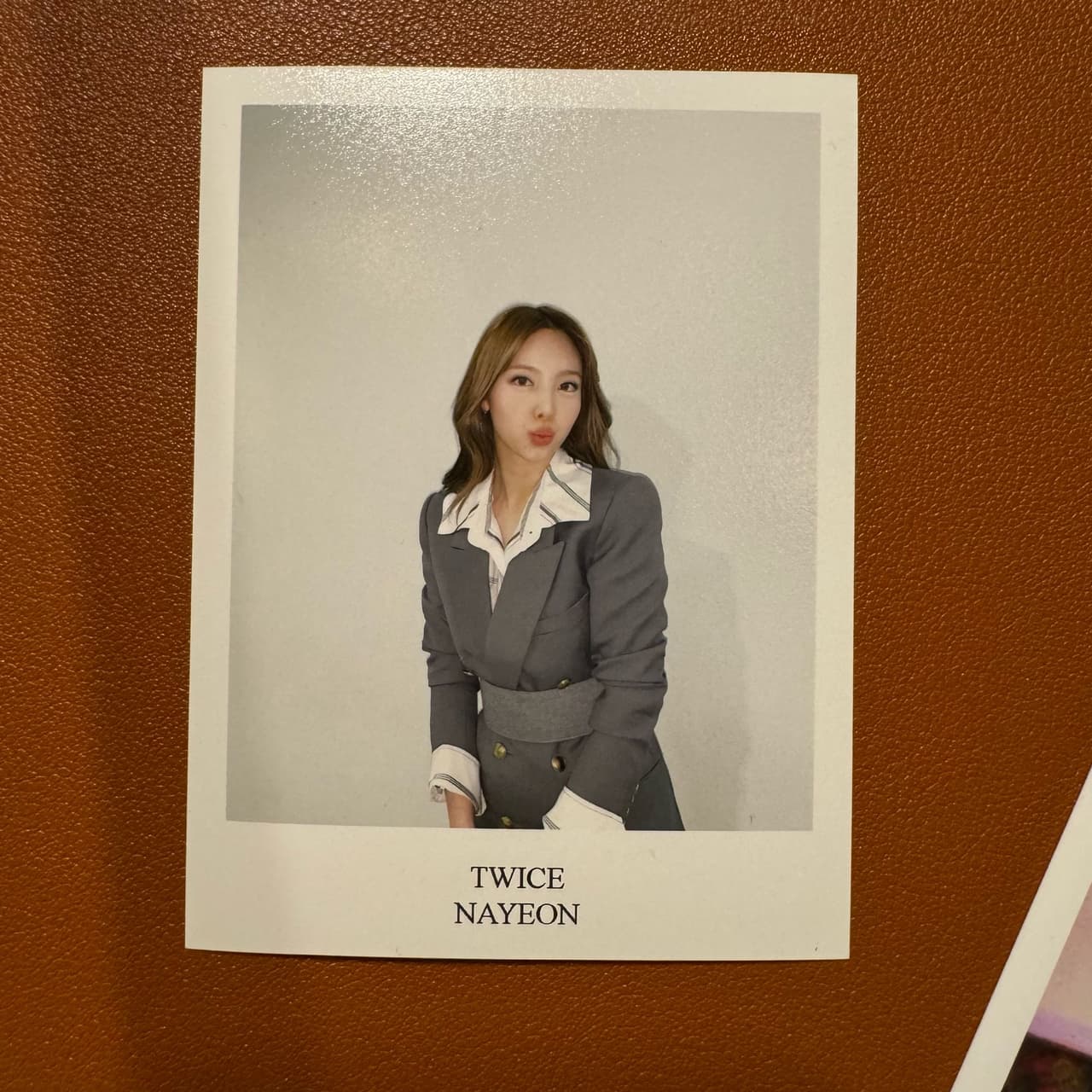 #詢問 請問這兩張照片是哪個時期？ - TWICE板 | Dcard