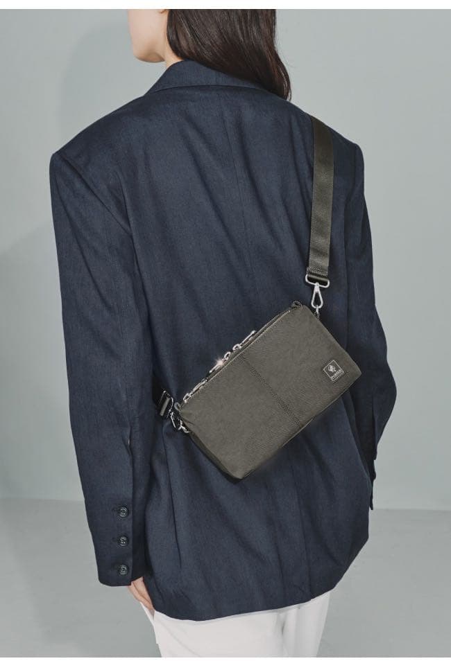 #幫選 Porter斜背包款式 - 穿搭板 | Dcard