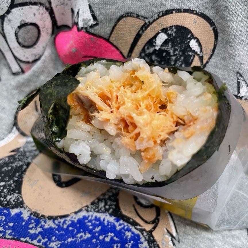 全家vs 7-11鮭魚飯糰🍙 - 美食板 | Dcard