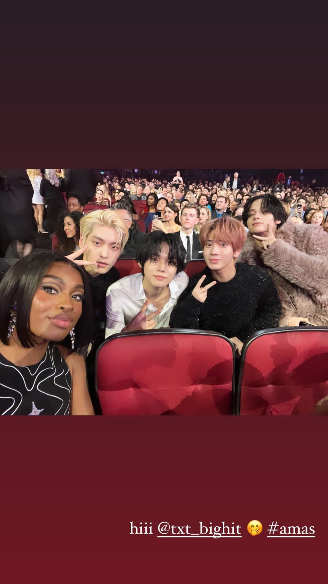 #分享 TOMORROW X TOGETHER出席2022全美音樂獎AMA - 追星板 | Dcard