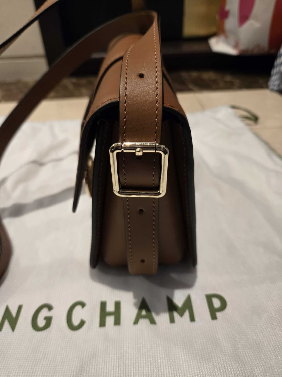 #我要賣 Longchamp Box-Trot 小牛皮斜背包（小／棕） - 二手交易板 | Dcard