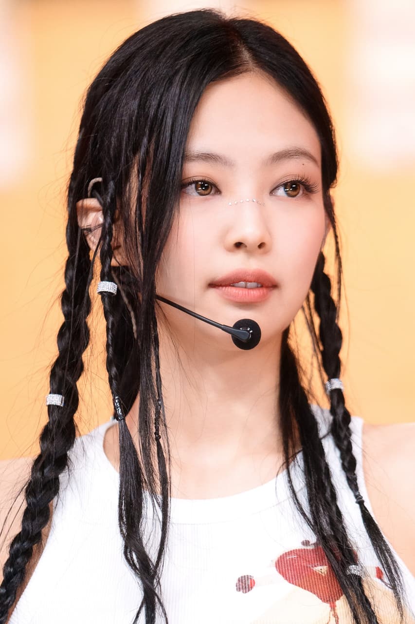 #分享 Jennie 人歌舞台照（圖多） - BLACKPINK板 | Dcard