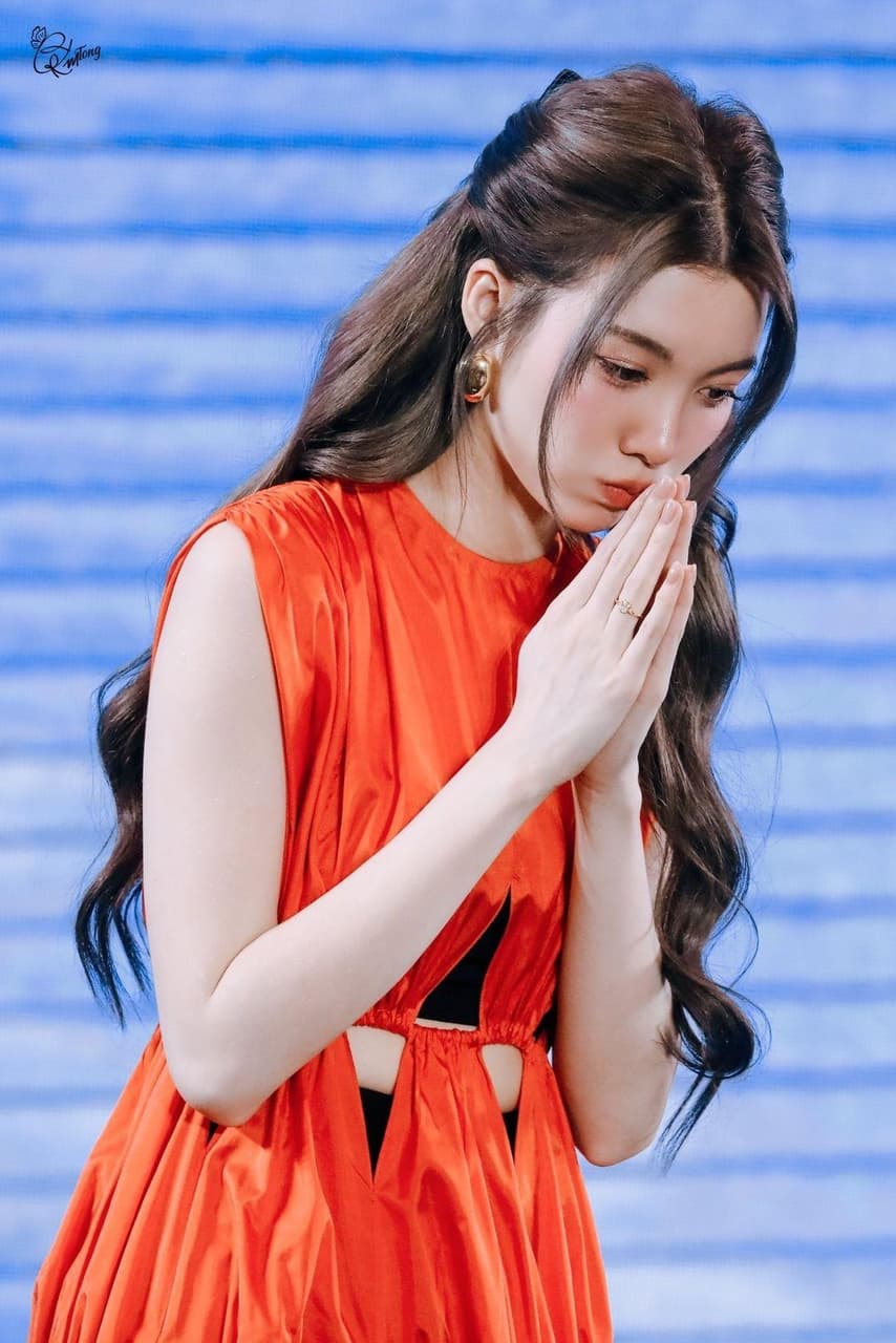 LingOrm見面會應援之LO介紹大全(1) - Orm - 彩虹板 | Dcard