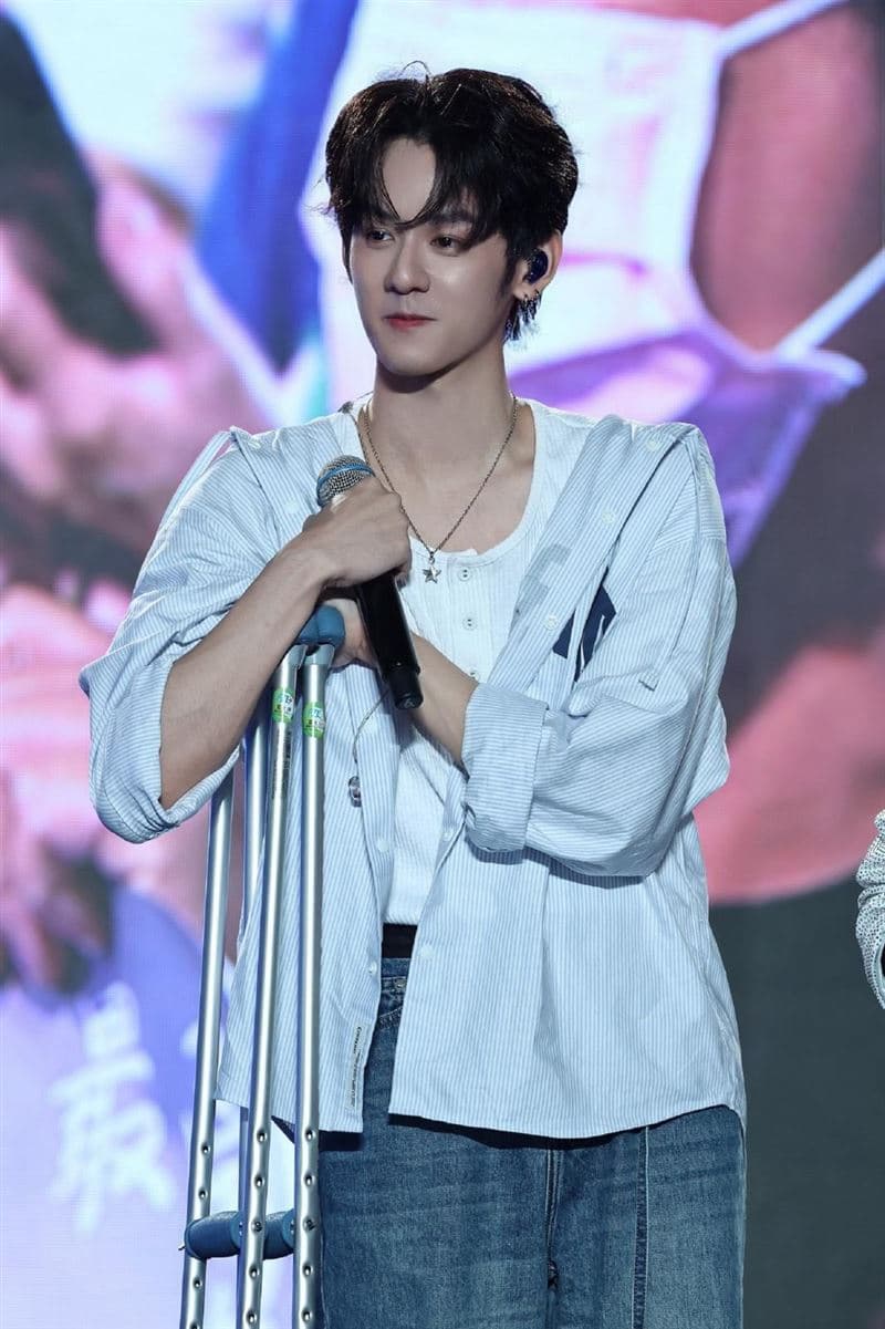 BL男神練舞出意外！洪暐哲「韌帶幾乎斷裂」嚴重傷勢曝光 - SETN三立新聞網 (@setn54) | Dcard