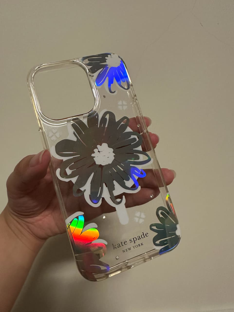 #我要賣 Kate spade iphone13 pro手機殼（售出） - 二手交易板 | Dcard