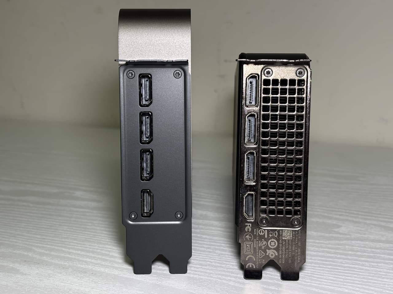 【開箱】「工業藝術品！小機殼不想錯過的愛卡～」NVIDIA GeForce RTX 5080 Founders Edition 創始版 - 3C板 | Dcard