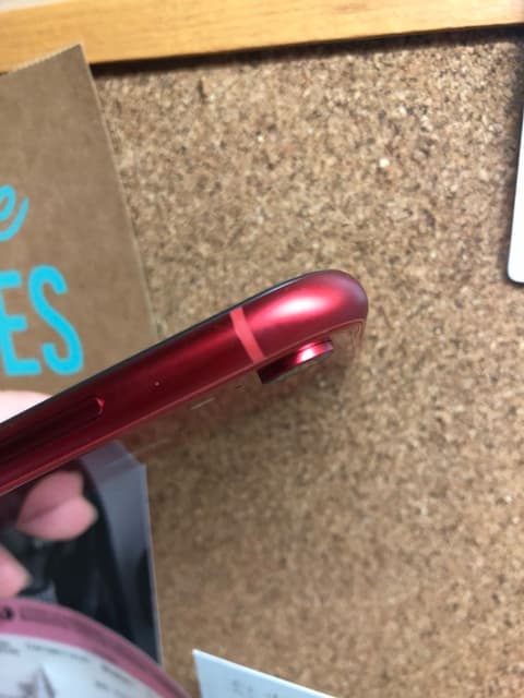 [ 3C ] IPhone XR紅色 開箱！要選i8還是XR? - 3C板 | Dcard