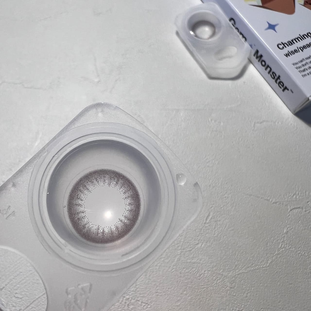 裸透亮一次Get🔥琦洛麗Gem Monster 彩色日拋型矽水膠隱形眼鏡 小直徑適合日常 - 贊助板 | Dcard