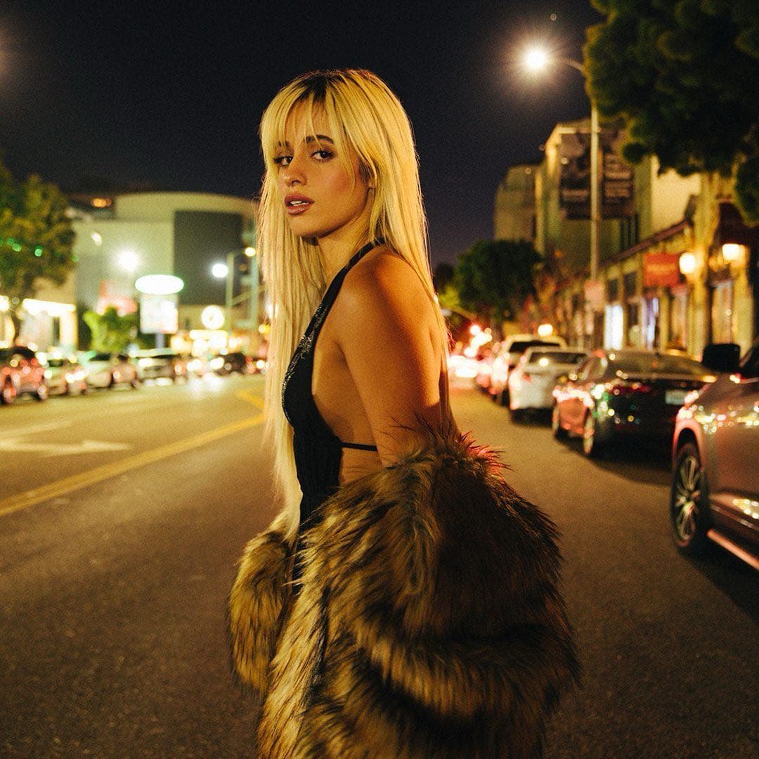 古巴裔美國女歌手卡蜜拉卡貝羅 (Camila Cabello) 全新專輯《C,XOXO》合作陣容相當豪華！ - Ricky (@ricky.cheng) | Dcard