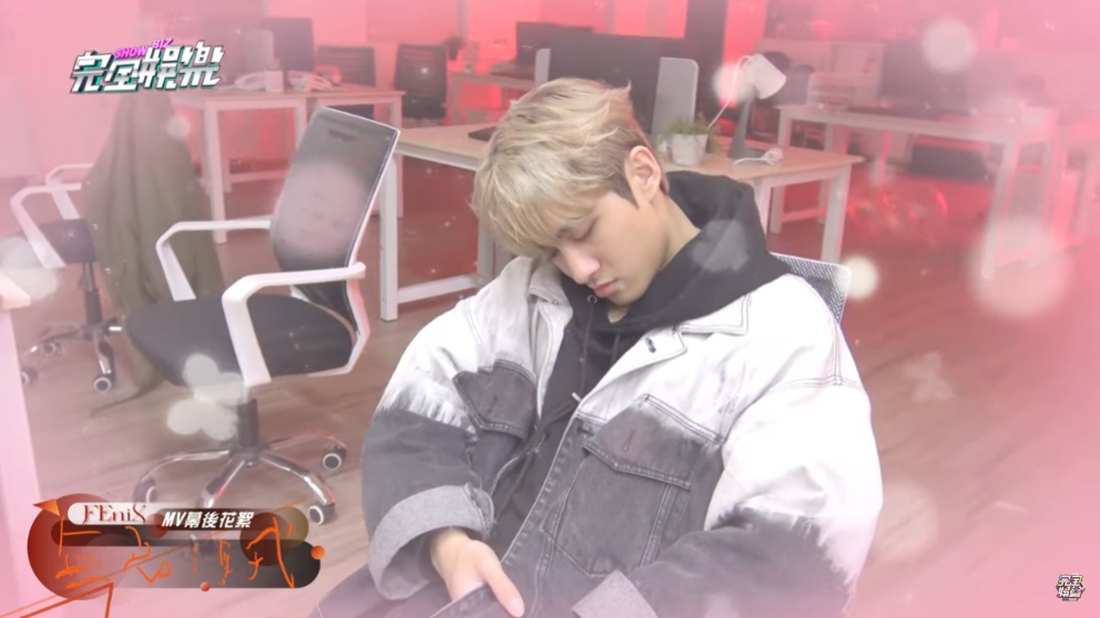 完娛 FEniX 無名賊 MV花絮 - 原子少年板 | Dcard