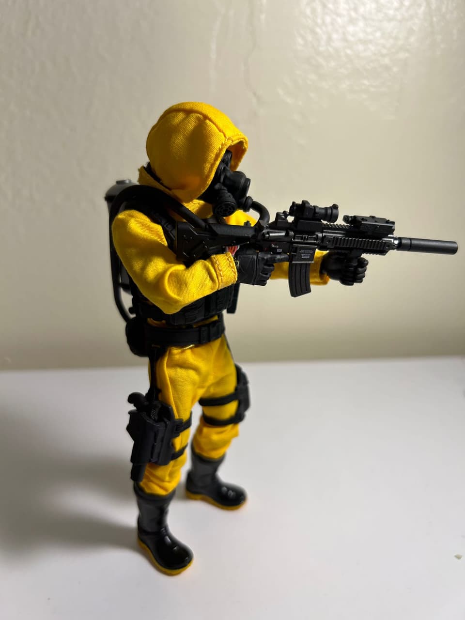 【開箱】 SCP基金會 機動特遣隊 Zeta-9 “鼴鼠”（Dragon Horse 1:12可動系列 DH-S002） - 玩具板 | Dcard