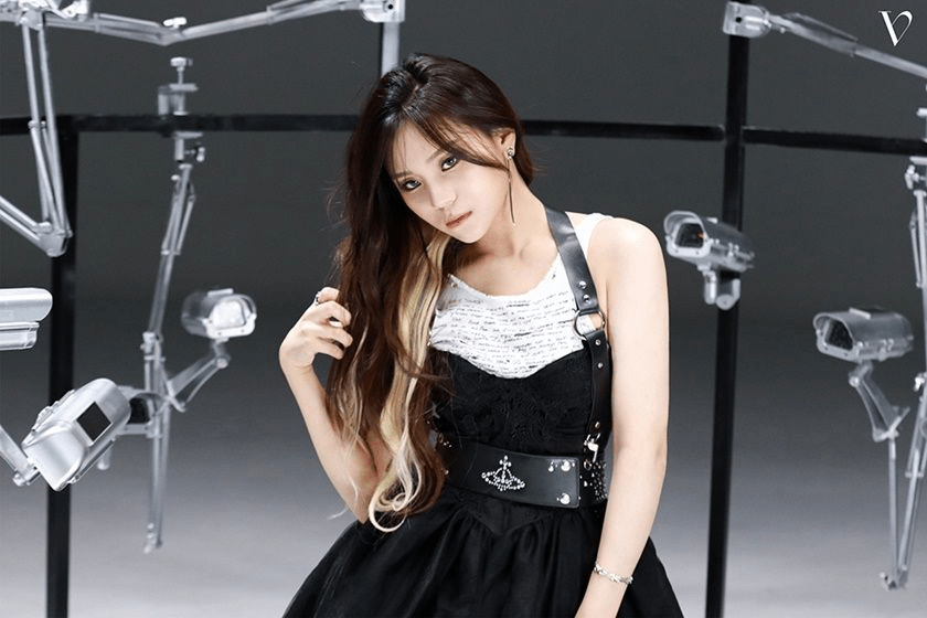 #更新 231102 Melon 雜誌/Genie 雜誌 VIVIZ The 4th Mini Album 'VERSUS' 現場花絮 - GFRIEND板 | Dcard