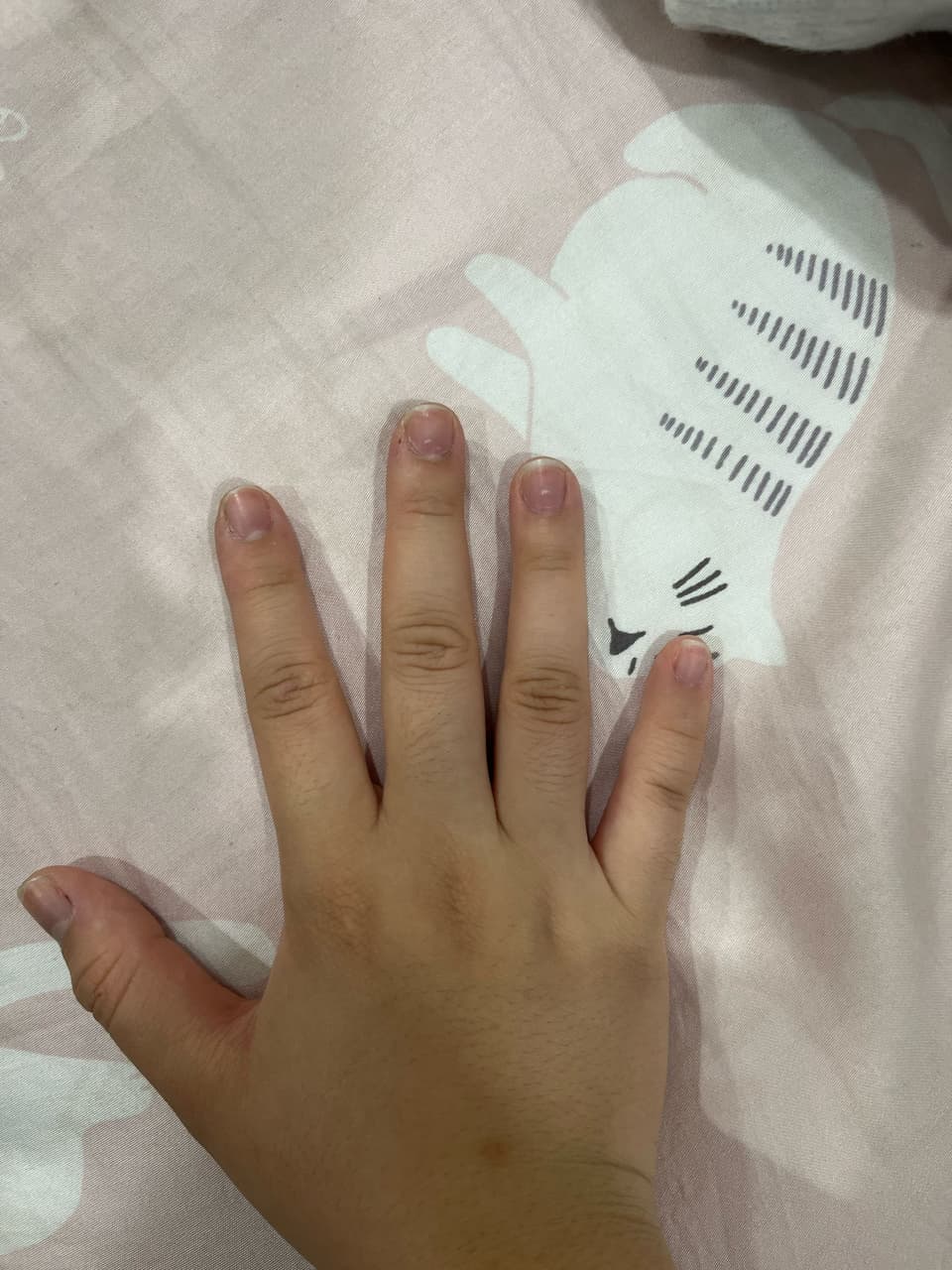 問題 這樣的指甲去做美甲會被美甲師嫌棄嗎? 美甲板 Dcard