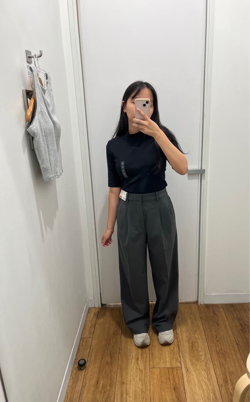 UQ 打褶寬褲 羅紋五分袖 braT特價！！ - 女孩板 | Dcard