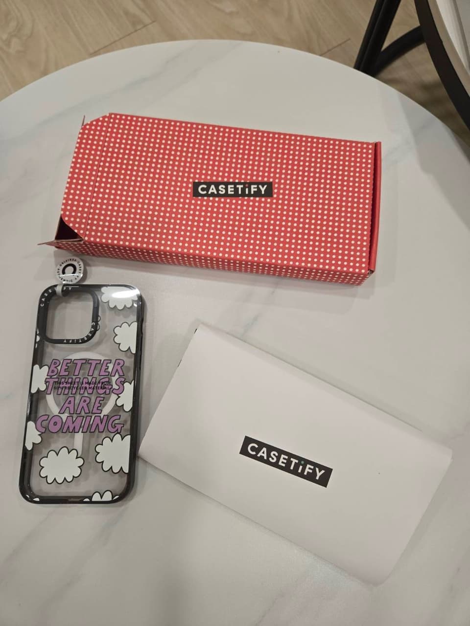 #我要賣 全新 Casetify 15 promax MagSafe立架手機殼 + Simmpo 護眼防窺保護貼 - 二手交易板 | Dcard