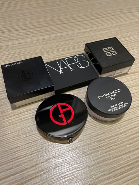 #開箱 蜜粉富翁之專櫃蜜粉大集合🫶🏻（植村秀、MAC、NARS、GA、Givenchy） - 美妝板 | Dcard
