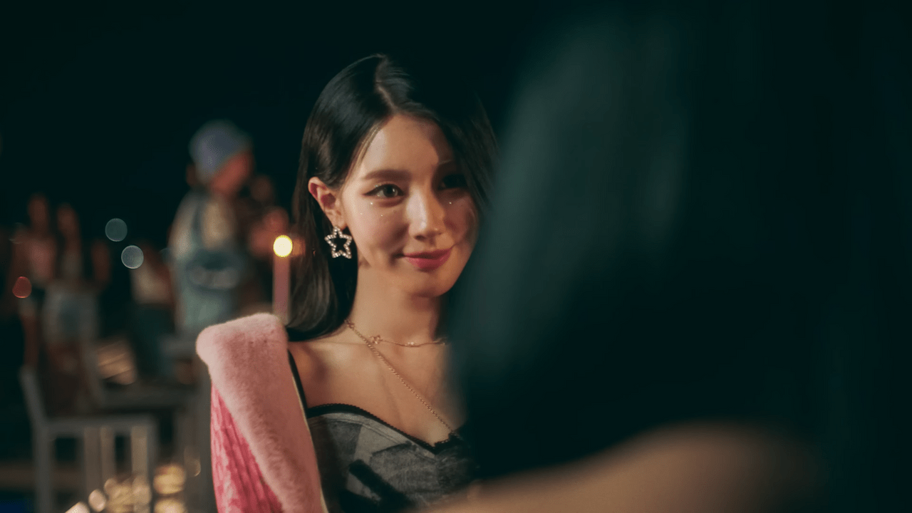 #回歸 Queencard MV 個人解讀：「她想成為/取代Minnie」 - i-dle板 | Dcard