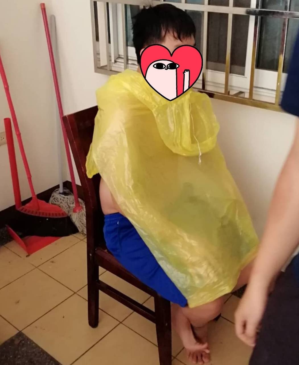 #愚神同行 剃頭剃到沒朋友 - 搖滾熊 (@xjr_111) | Dcard