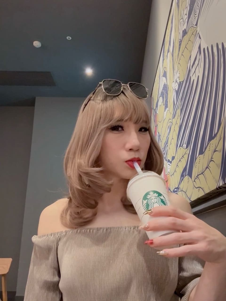 #分享 42歲偽娘的小小冒險🥰～一字領連身短褲初登場 - 穿搭板 | Dcard