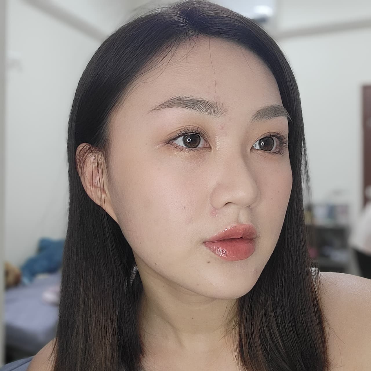 一字刷真的很可以！！solone妝前精華沒有那麼神🥲 #我來開箱 - 美妝板 | Dcard