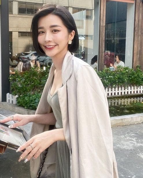 Albee和某網紅很像 - 閒聊板 | Dcard