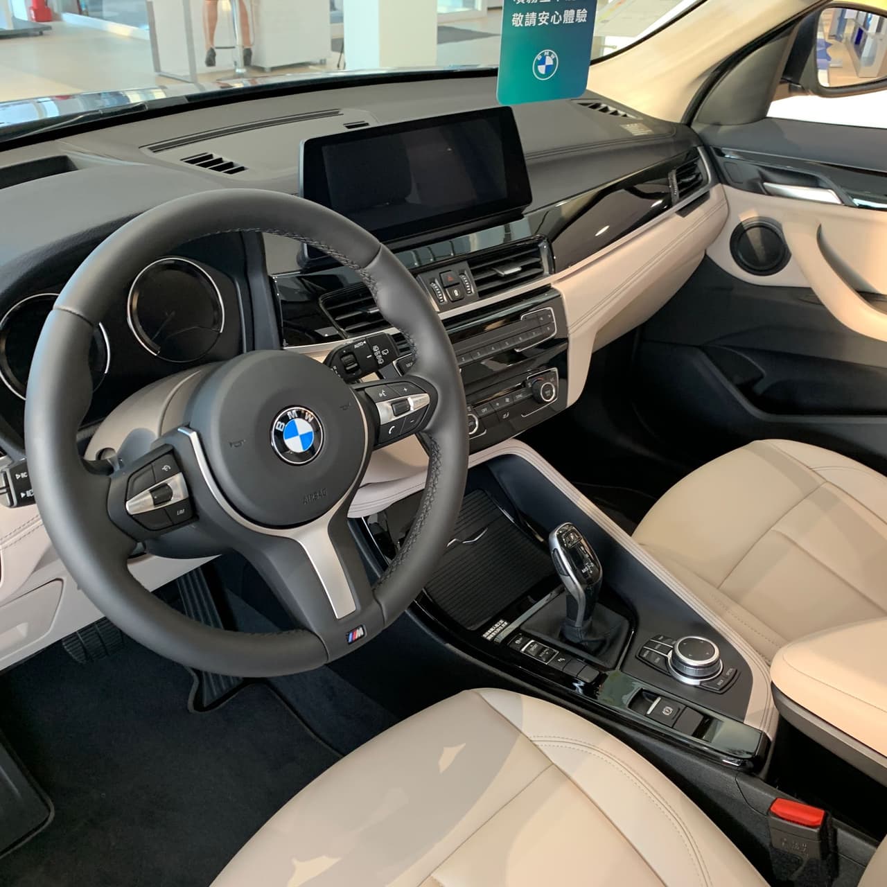 選擇困難BMW 2AT vs X1 - 汽車板 | Dcard