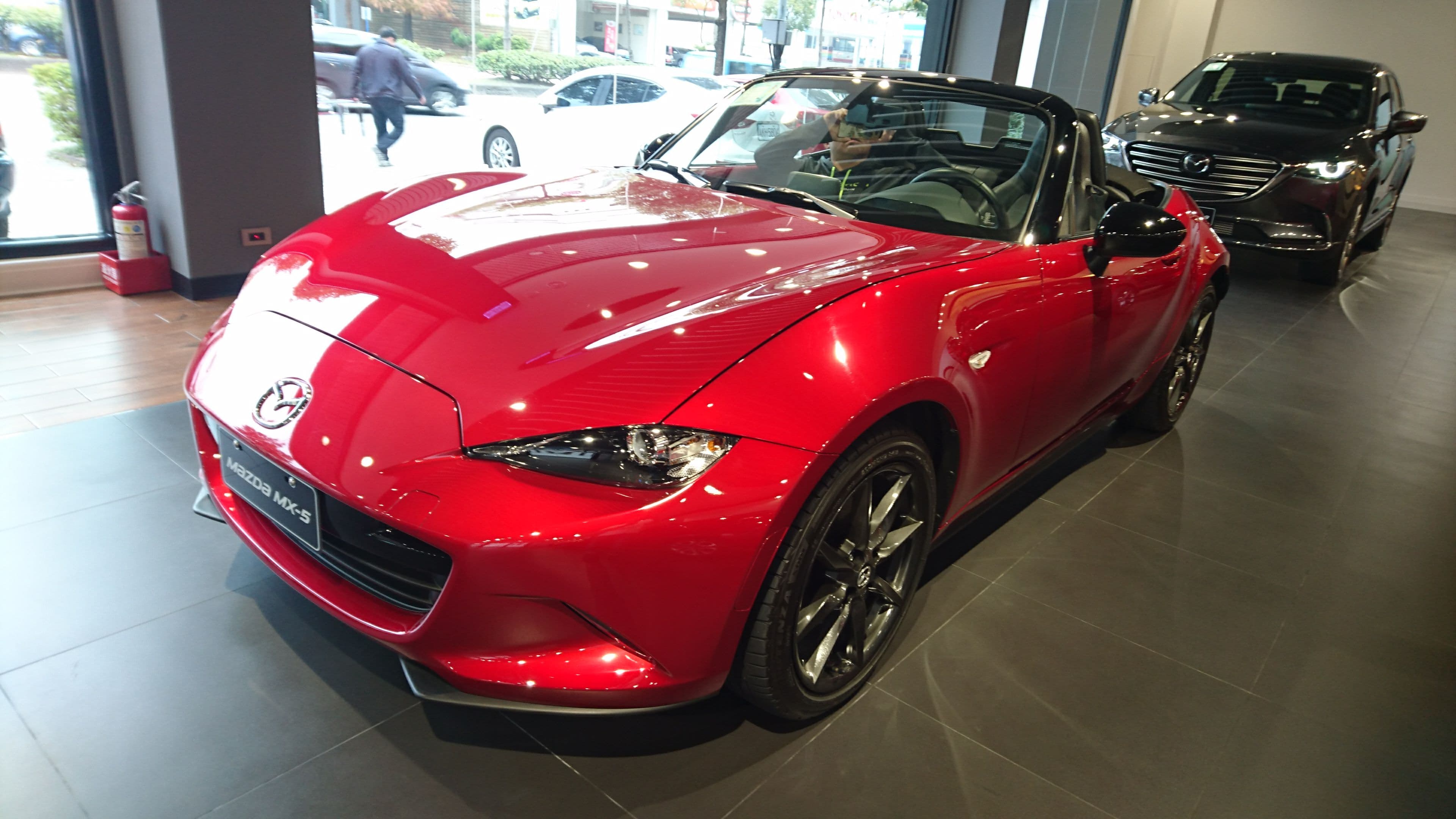 GTI / MX5. 如何選 - 機車板 | Dcard