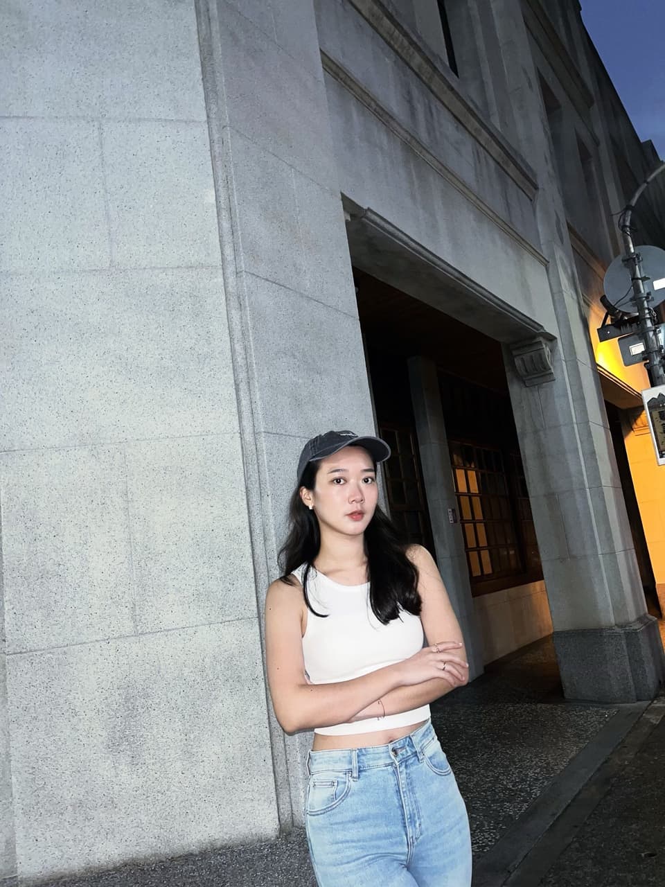 牛仔褲萬歲👖🥫 - 穿搭板 | Dcard