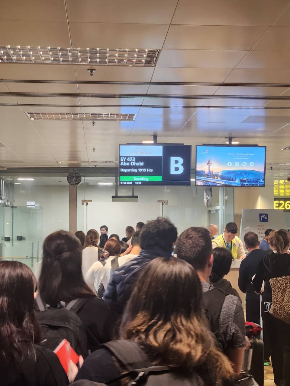 #飛行紀錄 Etihad 阿提哈德航空SIN-AUH B78X 經濟艙分享(含SIN轉機行程分享) - 航空板 | Dcard