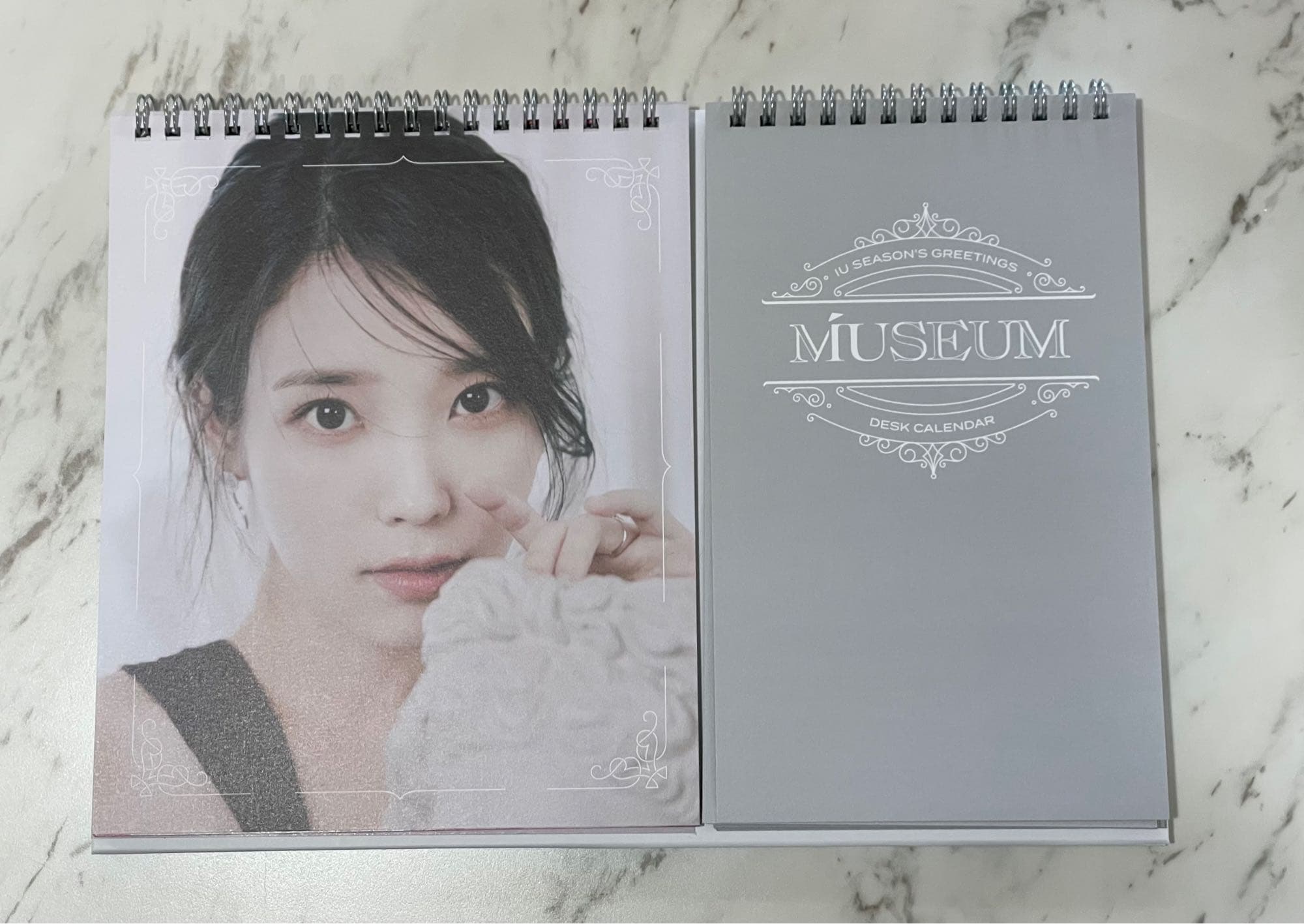 #分享 #開箱 IU 2023年曆&演唱會周邊 - 追星板 | Dcard