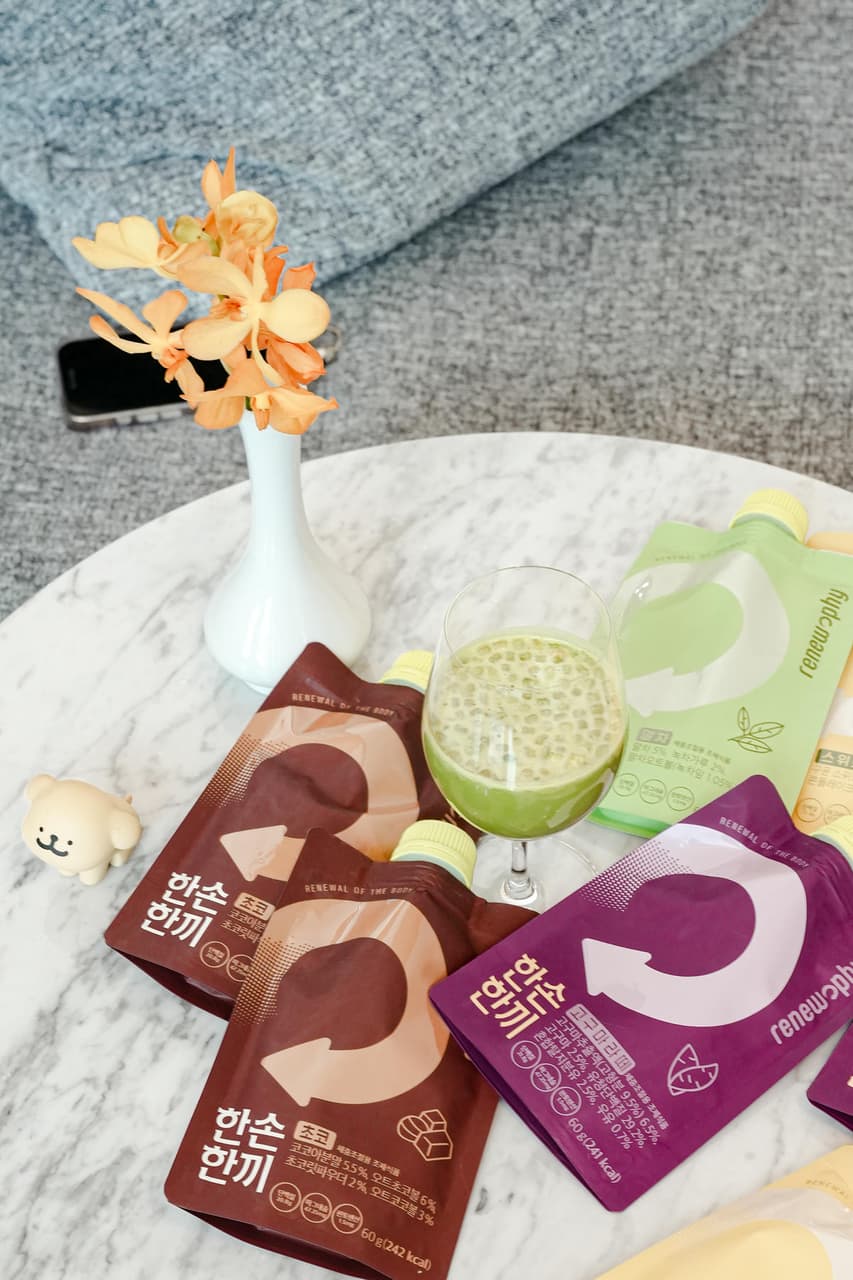 【限時團購】RENEWPHY 韓國巧口奶昔好評分享開箱團購｜2025高蛋白低熱量代餐首選，8月開團優惠最划算 - Roro (@emmabee1235) | Dcard
