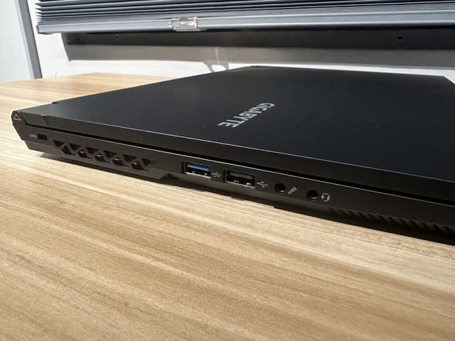 #分享 GIGABYTE G5 MF 開箱 實用好選擇 - 3C板 | Dcard