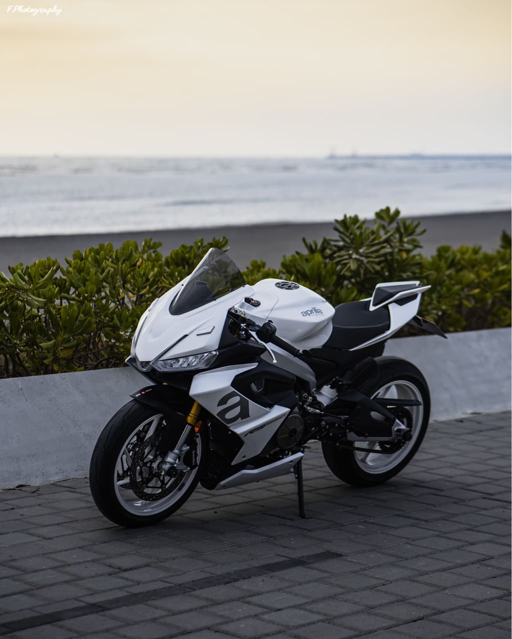 Aprilia RS660 珍珠白 分享 - 法蘭克 (@mtbzs) | Dcard