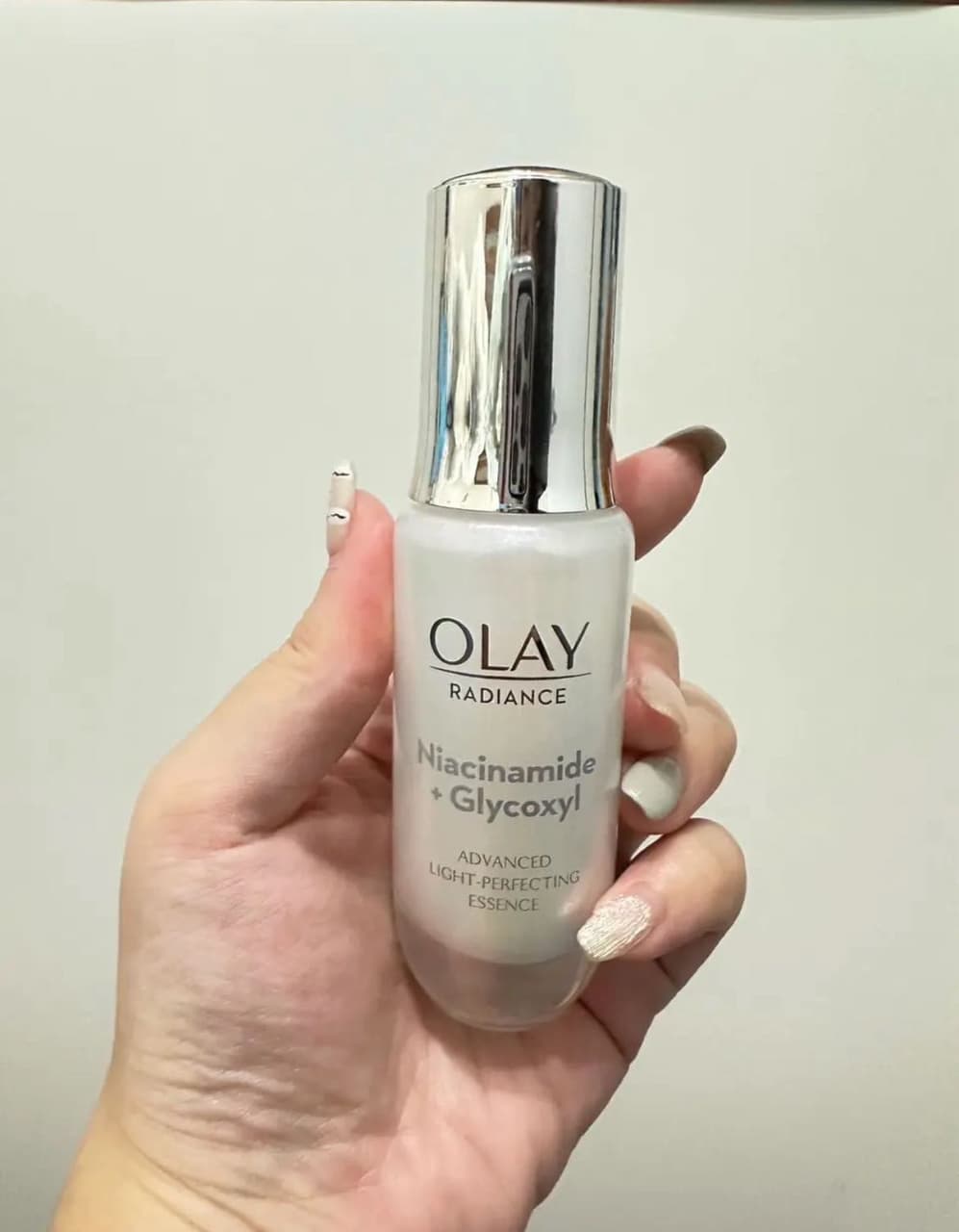 #我要賣 OLAY 小白瓶 - 二手交易板 | Dcard