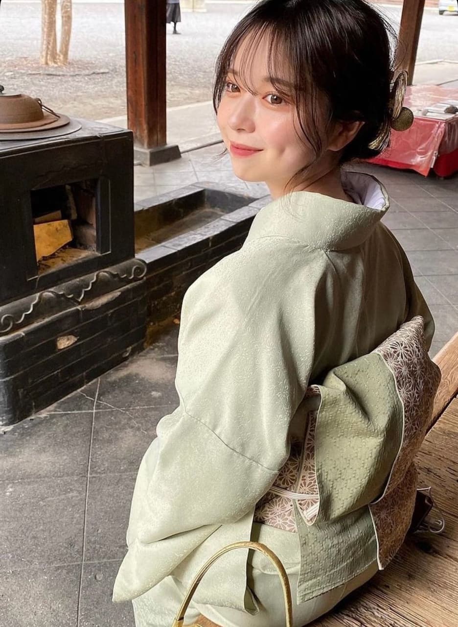 協尋 這個女生是誰? 問答板 Dcard